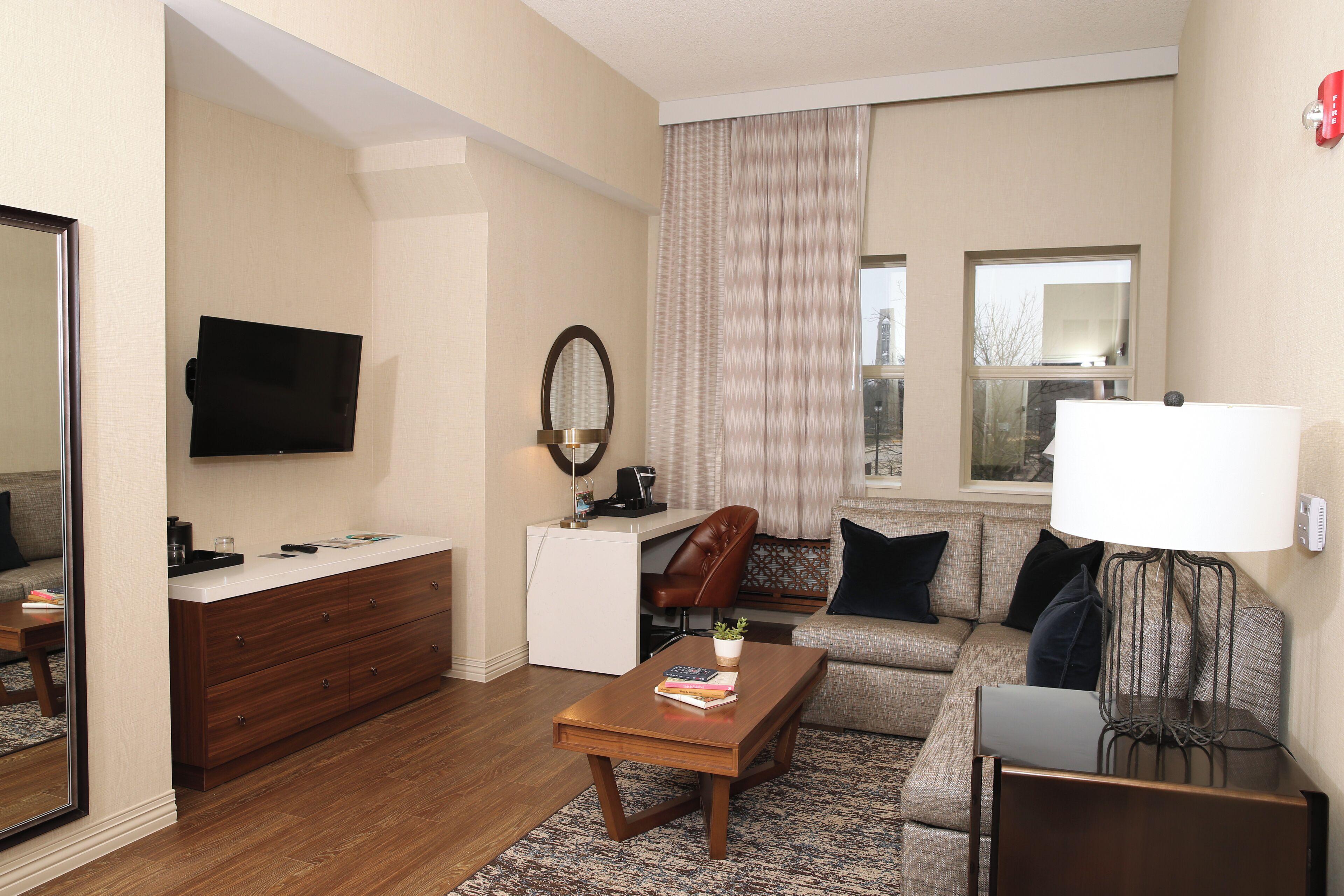HOTEL INDIGO NAPERVILLE RIVERWALK BY IHG, NAPERVILLE