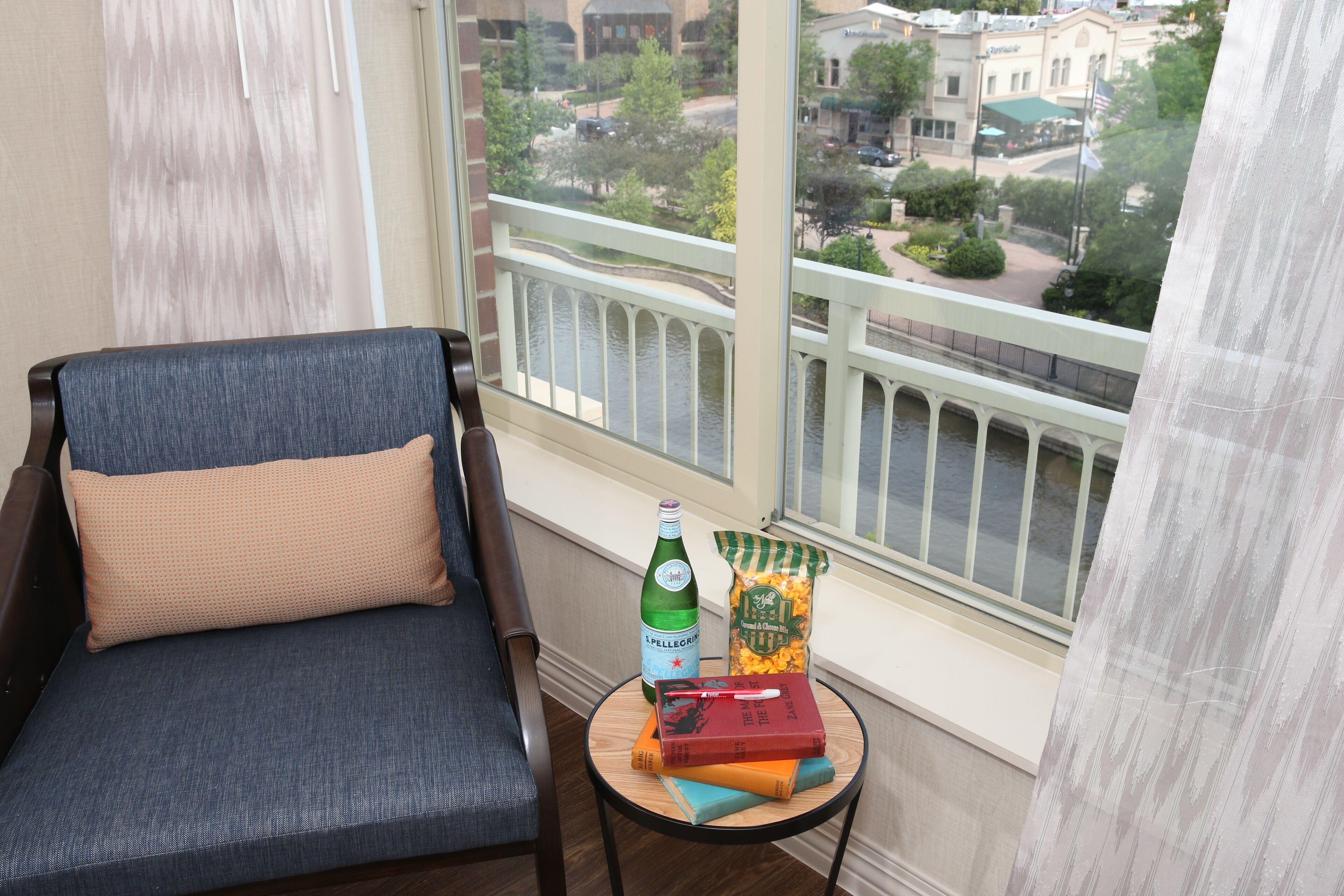 HOTEL INDIGO NAPERVILLE RIVERWALK BY IHG, NAPERVILLE