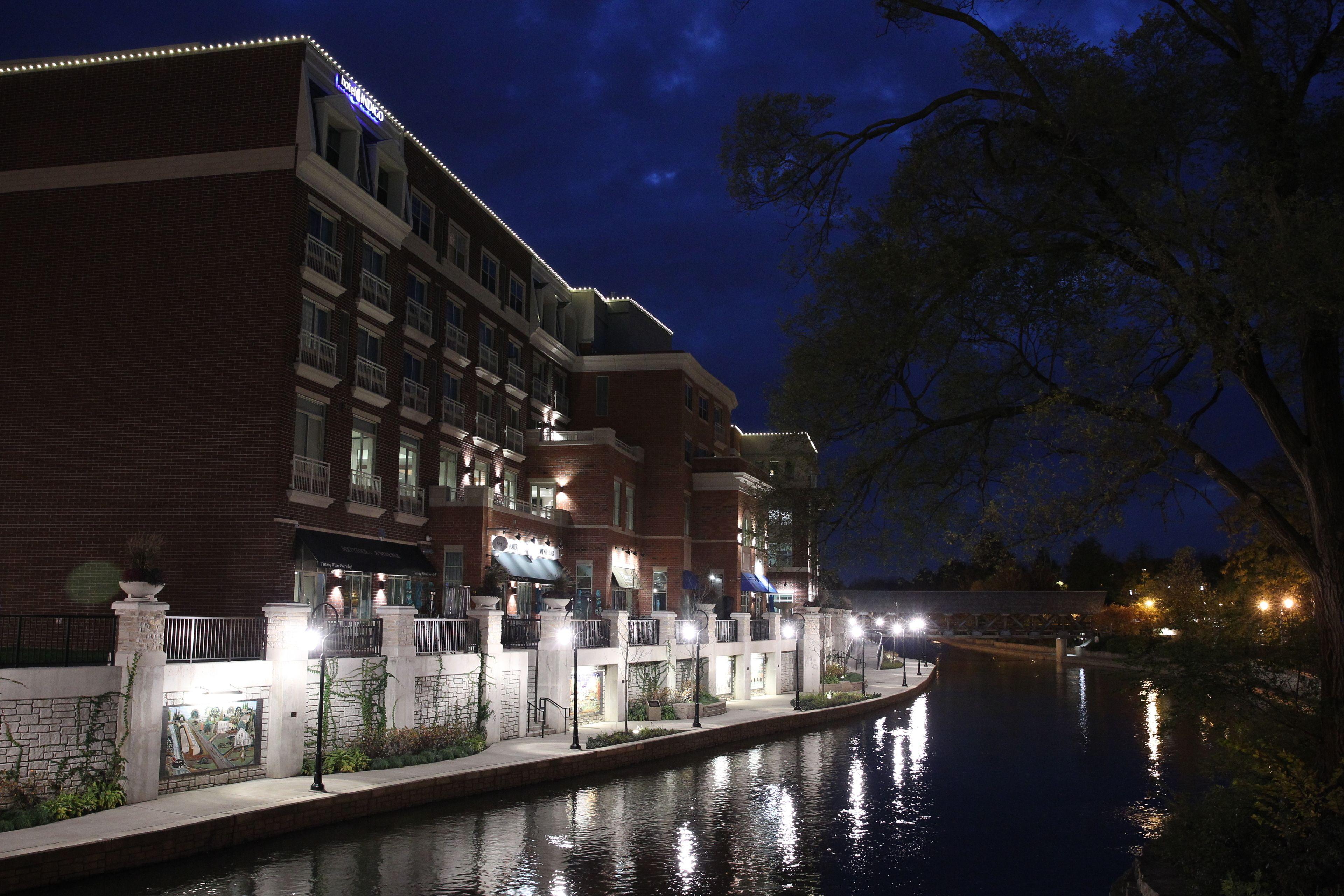 HOTEL INDIGO NAPERVILLE RIVERWALK BY IHG, NAPERVILLE