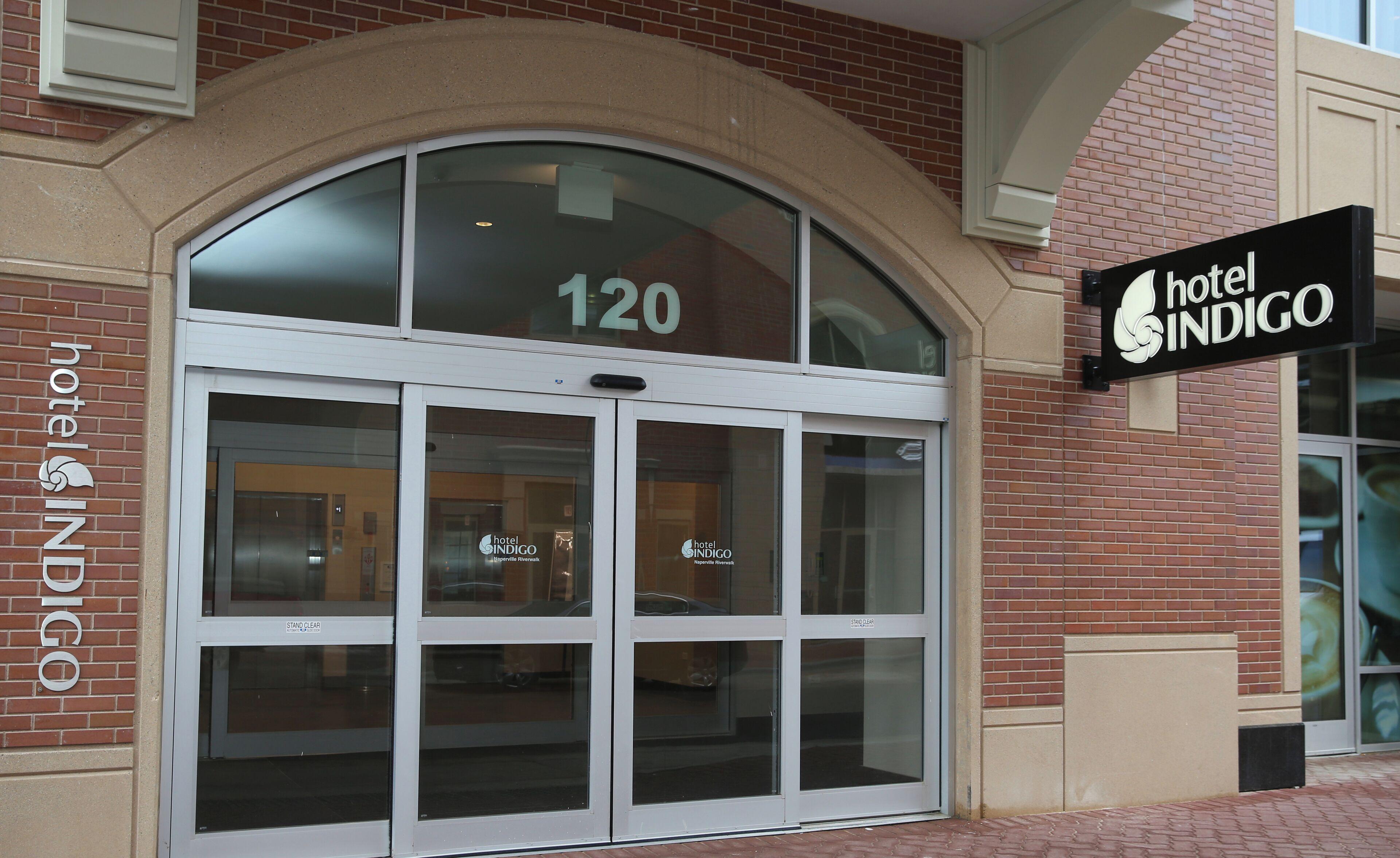 HOTEL INDIGO NAPERVILLE RIVERWALK BY IHG, NAPERVILLE