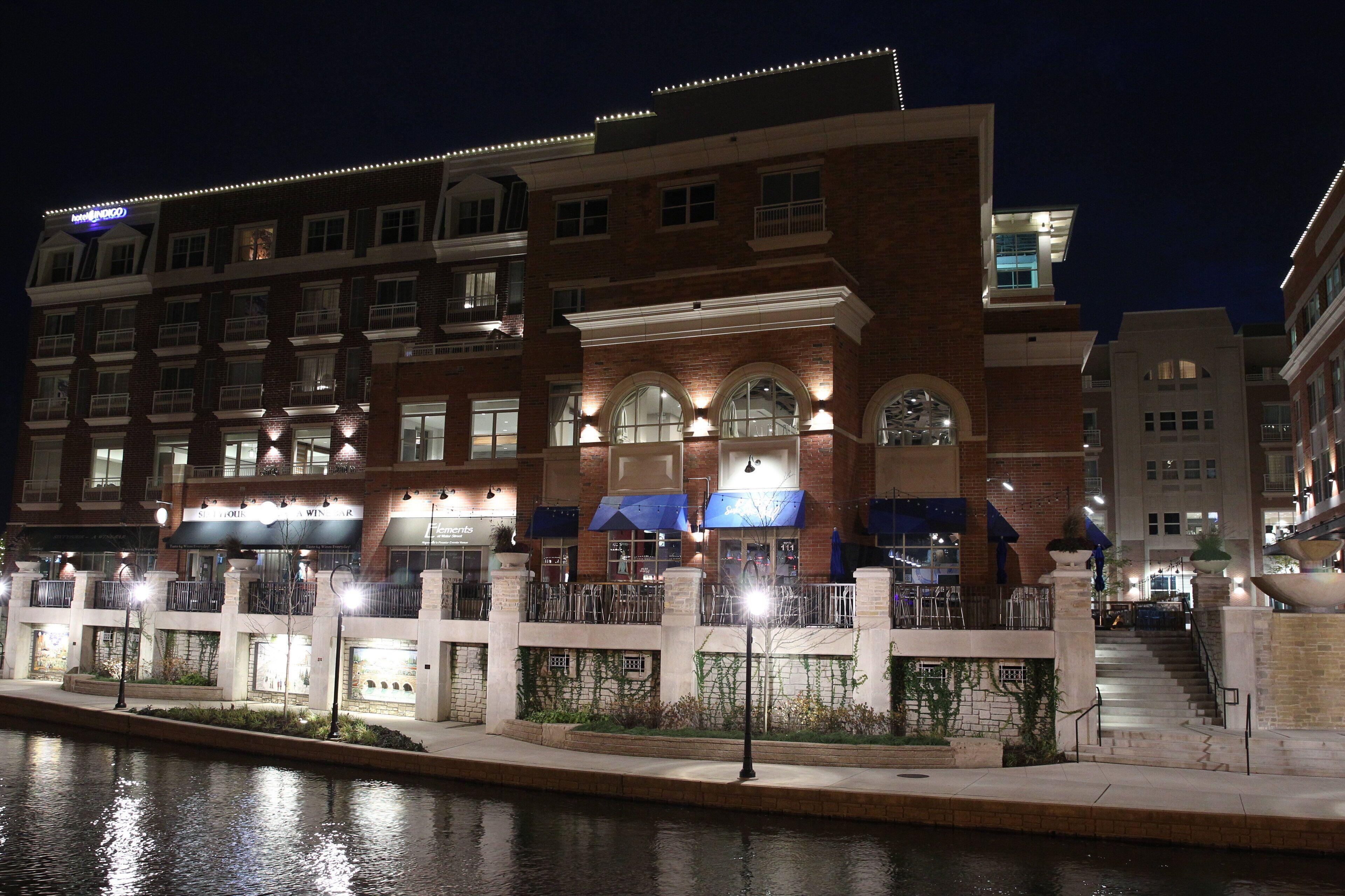HOTEL INDIGO NAPERVILLE RIVERWALK BY IHG, NAPERVILLE